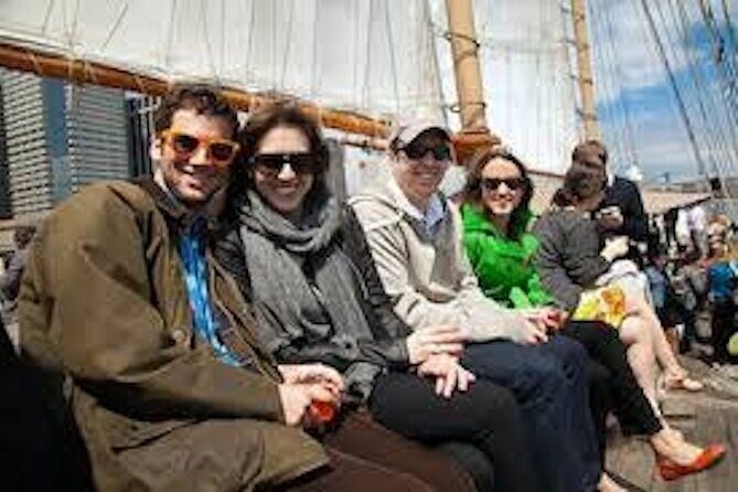 Statue of Liberty Sailing Experience and 3hr NYC Walking Tour - FAQs