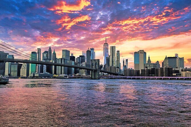 Statue of Liberty Skyline Evening Cruise on River in Manhattan - Who Will Enjoy This Cruise?