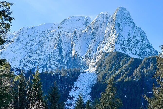 Stevens Pass Ski Resort Tour from Seattle - The Main Event: Stevens Pass Ski Resort