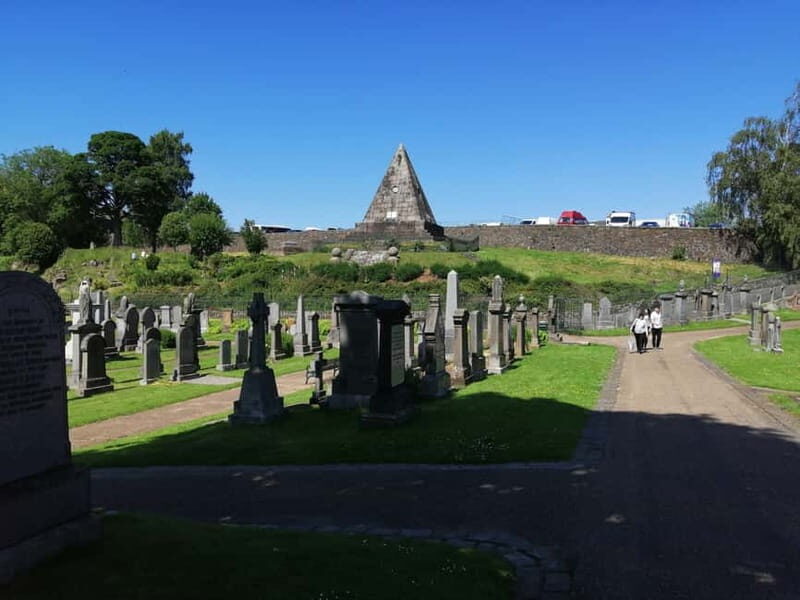 Stirling: Daily Guided Walking Tour (11am & 2pm) - What to Expect from the Itinerary