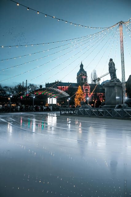 Stockholm: Christmas Markets & Lights Guided Walking Tour - Why This Tour Works Well