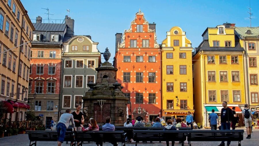 Stockholm Icons: Old Town & Riddarholmen Private Guided Tour - What You Get and Why It Matters