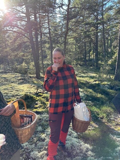 Stockholm, Mushroom and Wild Plant Foraging Tour with expert - The Practical Details