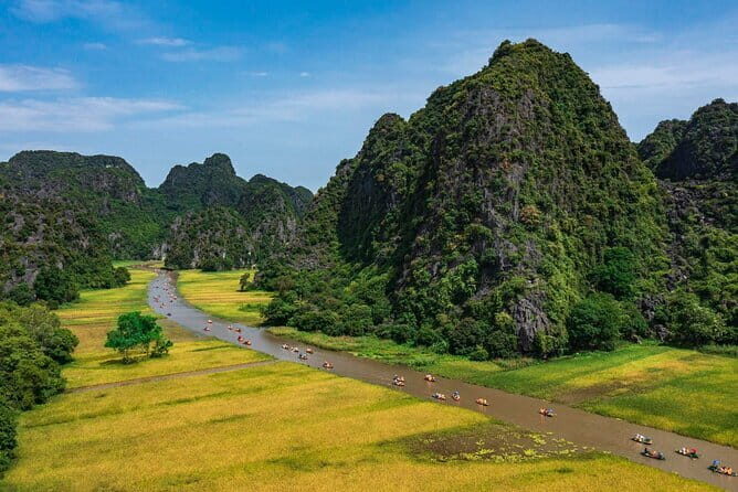 Stunning Ninh Binh Daily Tour Small Group by 9 Limousine - Authentic Experiences and Local Interactions
