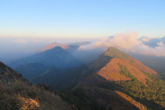 Sun-rise Trek (chokramudi) - What Makes This Tour Stand Out