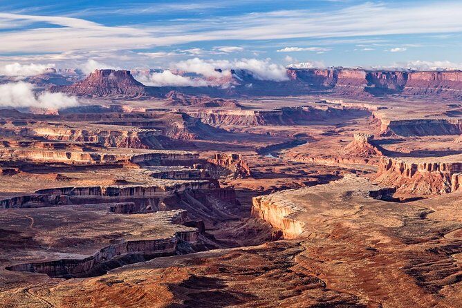 Sunrise photography in Dead Horse Point and Canyonlands National Park - The Value of Expert Guidance and Small Groups