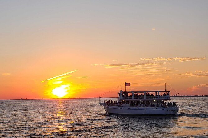 Sunset Dolphin Cruise in Destin - Key Points: