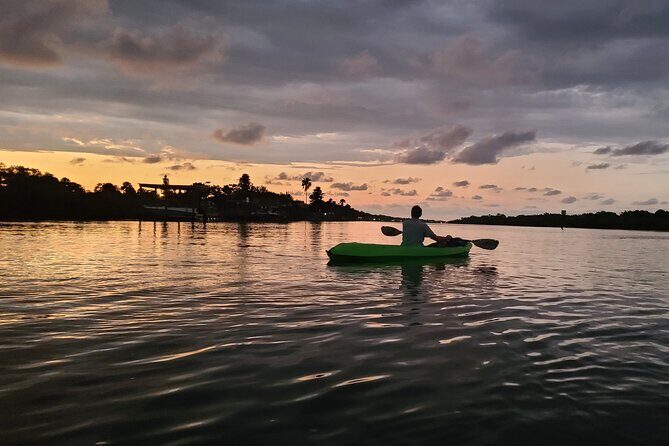 Sunset Glow Kayak Tour - Meeting Point and Timing