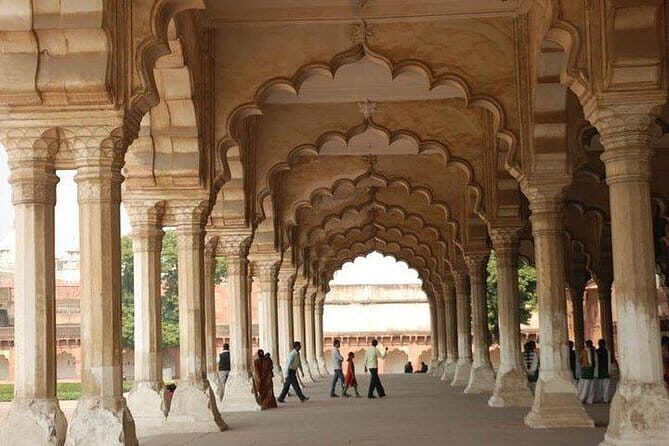 Taj Mahal-Agra Fort Half Day Tuk-Tuk Tour - Second Stop: Agra Fort
