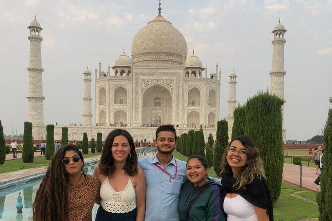 Taj Mahal Day Tour with Mughal Experiance From Delhi - Exploring the Taj Mahal