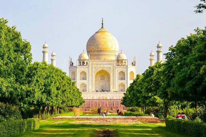 Taj Mahal Luxury Day Trip from Delhi with Executive Class Train - What Makes This Tour Stand Out?