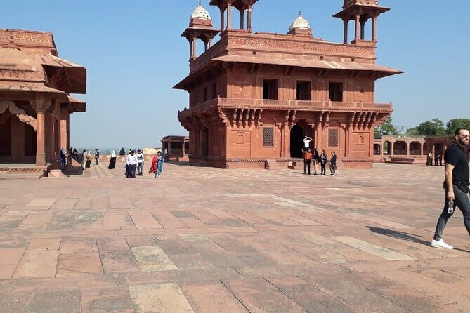 Taj Mahal Sunrise, Agra Fort and Fatehpur Sikri - Private Tour from Jaipur - Authentic Experiences and Authenticity