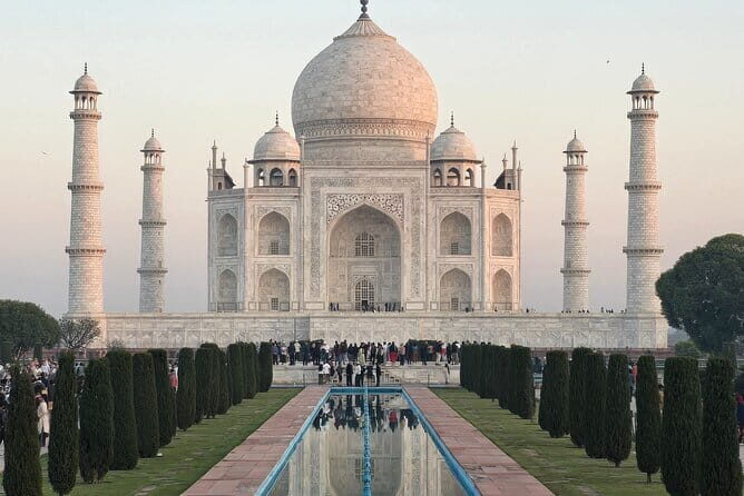 Taj Mahal Tour With Professional Photographer With Rental Saree - Authenticity & Reviews: What Travelers Say
