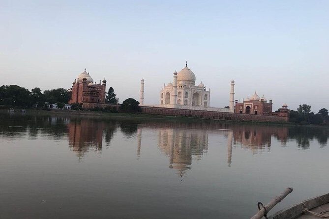 Taj Mahal with Fatehpur Sikri Tour By Car From Jaipur - Savoring Mughlai Flavors at Bon Barbecue