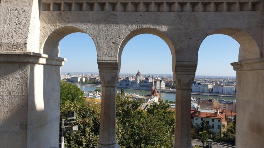 The Ultimate Private Kickstart Tour of Budapest - Transportation & Practicalities