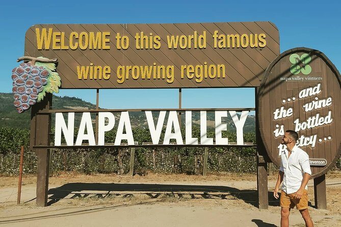 The Ultimate Wine Country Experience (Private & All-Inclusive) - Early Afternoon: Iconic Photo Op and Lunch