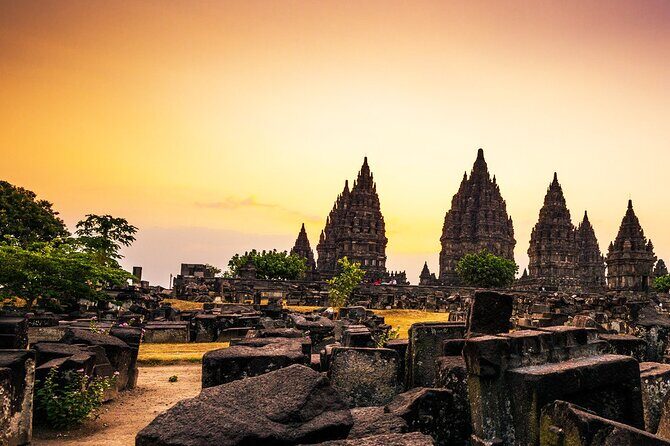 The Uniqueness of Borobudur and Prambanan Temples - Day 2: Ancient Temples and Natural Wonders