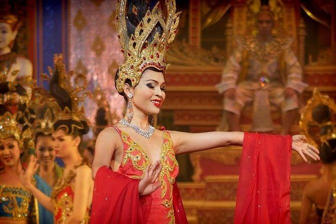 Tiffanys Show Pattaya  VIP Gold/Diamond with Transfers - The Itinerary Breakdown: What to Expect