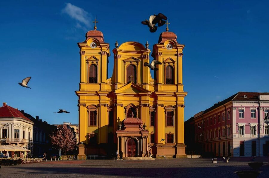 Timisoara: Private Walking Tour with a Local Guide - Analyzing the Value