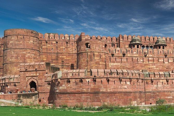 Tomb of Itmad ud Daula, Chini Ka Rauza & Ram Bagh Tour - What to Expect in Terms of Comfort and Logistics