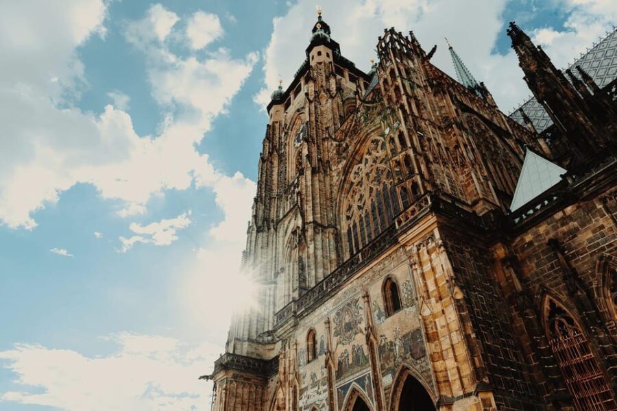 Tour of Prague Castle in italian language ticket included - Is This Tour for You?
