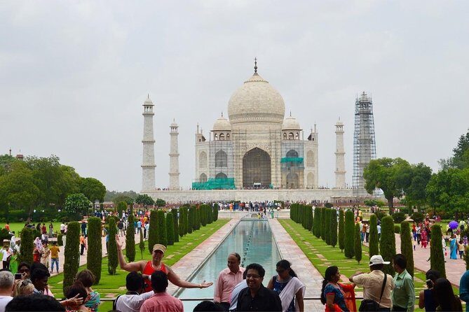 Transfer Delhi to Agra by AC car with Taj Mahal & Agra Fort Visit - Who Should Consider This Tour?