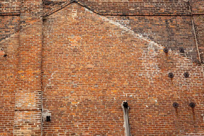 Treasures of New Orleans: Ghosts & Voodoo Private Tour - Why This Tour Works