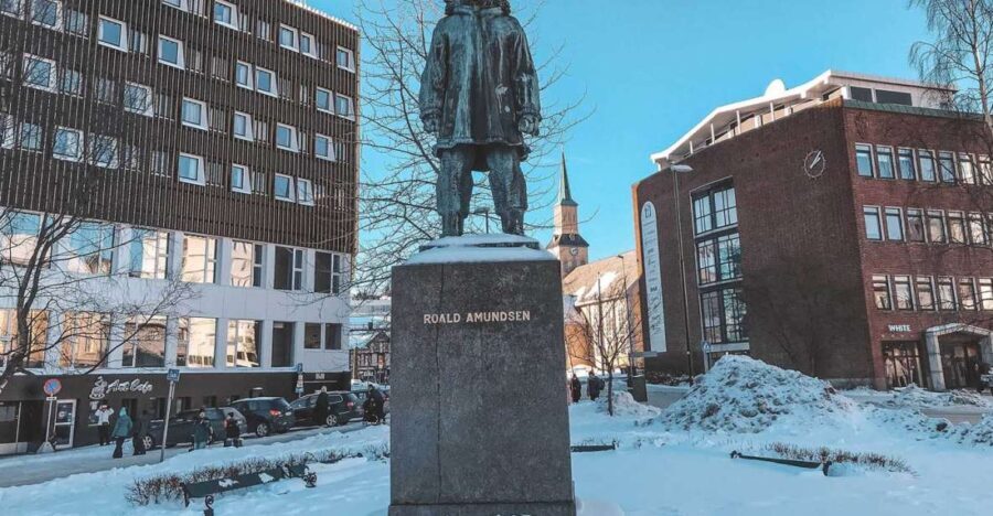 Tromsø: Arctic Exploration Historic Walking Tour - What You Can Expect