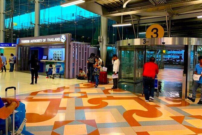 Try find your better than us ! Airport transfer service in Bangkok HTL- APT(BKK) - The Vehicles and Comfort Level