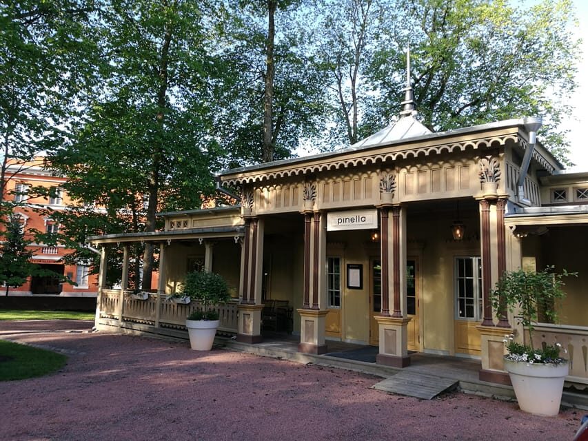 Turku: Highlights and Hidden gems with a Local - Who is This Tour Best Suited For?