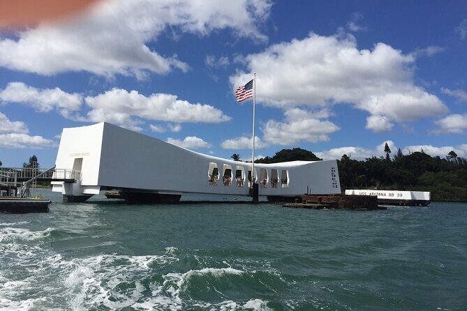 USS Arizona Memorial & The "Mighty MO" #1 Limousine Private Tour - A Deep Dive into the Experience