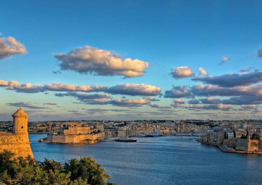 Valletta: Self-Guided Historical Walking Tour (Audio Guide) - Experience and Practicalities
