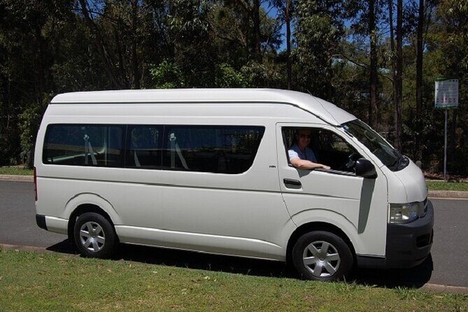 Vientiane City Private Car and Minivan for Rent - Who Should Consider This Experience?