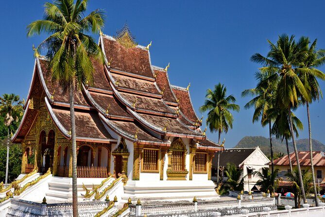 Vientiane Private Walking Tour With A Guide (Private Tour) - Authentic Local Insights and Guide Expertise