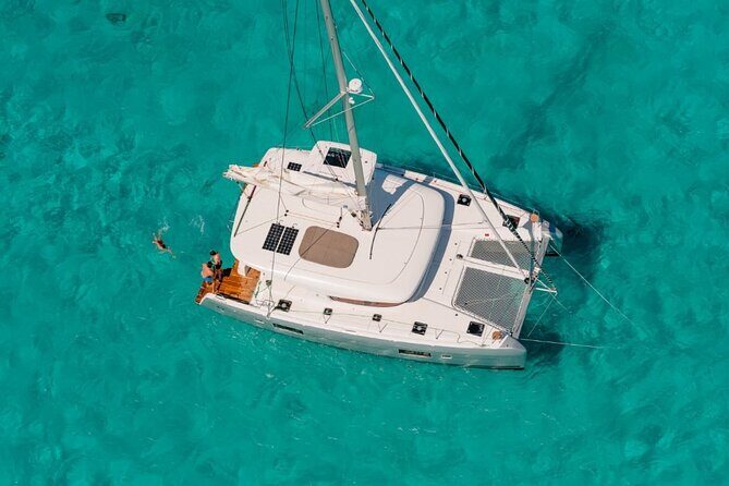VIP Catamaran Luxury Private Tour in Lisbon up to 18 clients - The Experience: Why It Stands Out