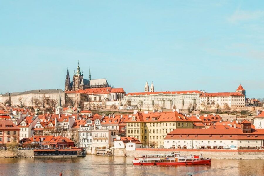 VIP FOOD AND SIGHTSEEING TOUR - 7 HOURS Private Prague Tour - In-Depth Look at the Experience