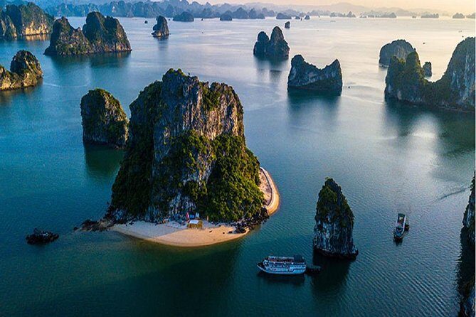 VIP Ha Long Bay 6 hour FUJI cruise with latest luxury cruise ship + limousine + highway + dinner for Japanese only - Authentic Experiences and Traveler Insights