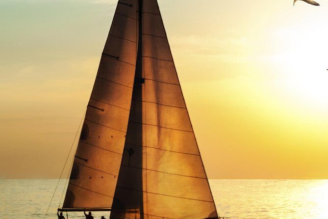 Waikiki Fireworks Dinner Cruise: Sail & Sparkle on Friday Nights - The Sum Up