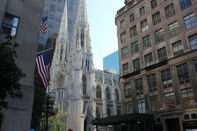Walking Tour in 42nd Street from the East Side to the West Side - Who Will Love This Tour?