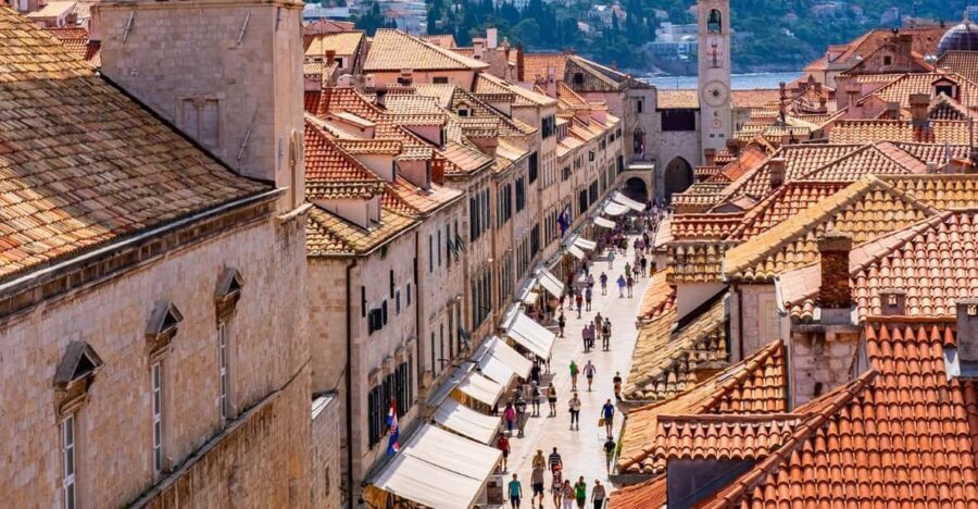 Walking tour of Dubrovnik with transport from Budva - Walking Through Dubrovnik’s Architectural Heritage