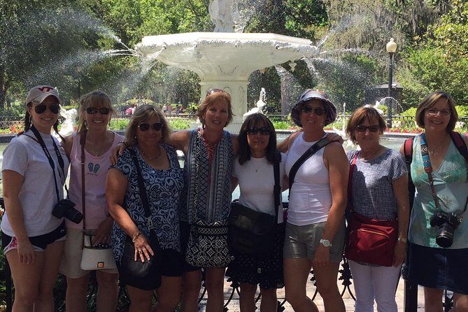 Walking Tour of Savannah's Historic District - Johnson Square and Civil War Connections