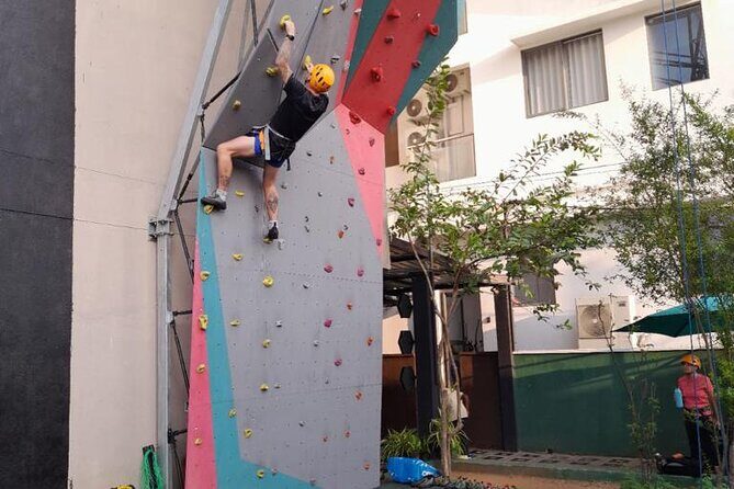 Wall Climbing in Colombo - FAQs