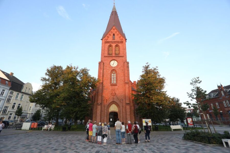Warnemünde: Guided Walking Tour - Authentic Experiences and What Travelers Say