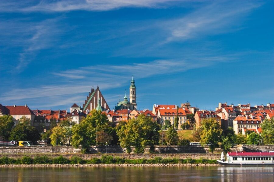 Warsaw: Old and New Town Private Walking Tour - An In-Depth Look at the Warsaw: Old and New Town Private Walking Tour
