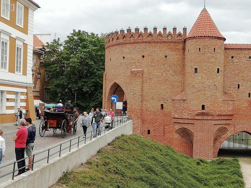 Warsaw: Private 3-Hour Sightseeing Tour by Car with Pickup - A Well-Balanced Itinerary – Highlights of Warsaw
