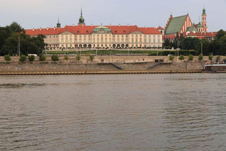 Warsaw: Vistula River Cruise with Your Music & City Views - Final Thoughts