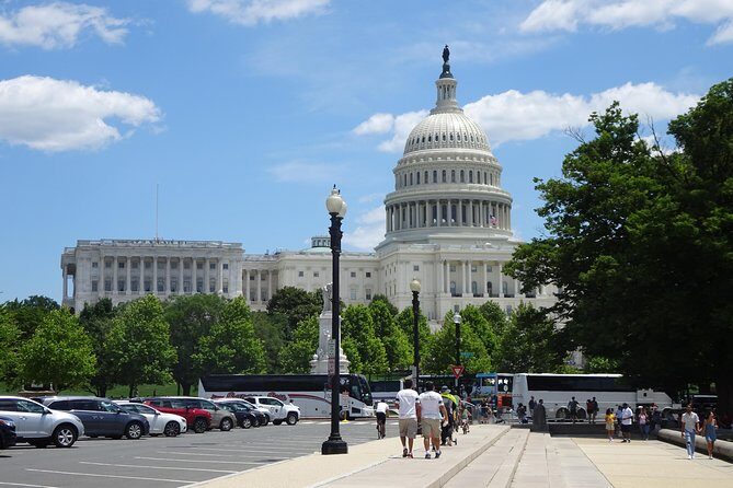 Washington DC Museums self-guided walking tour & scavenger hunt - Is This Tour Worth It?