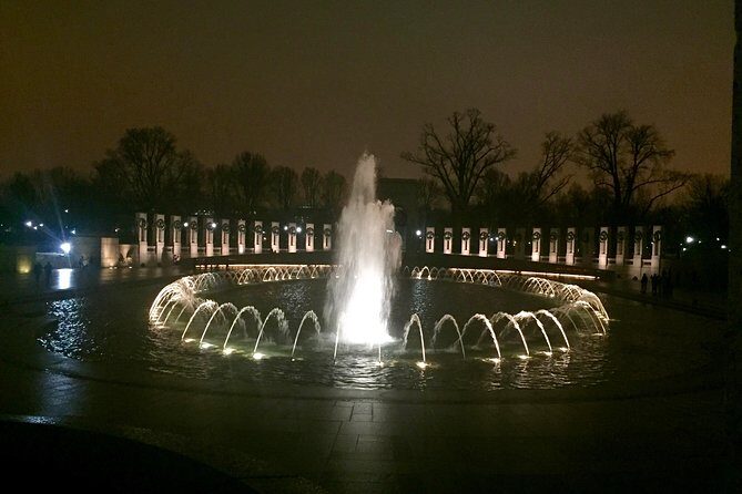 Washington DC Narrated City Tour - Transportation and Group Size