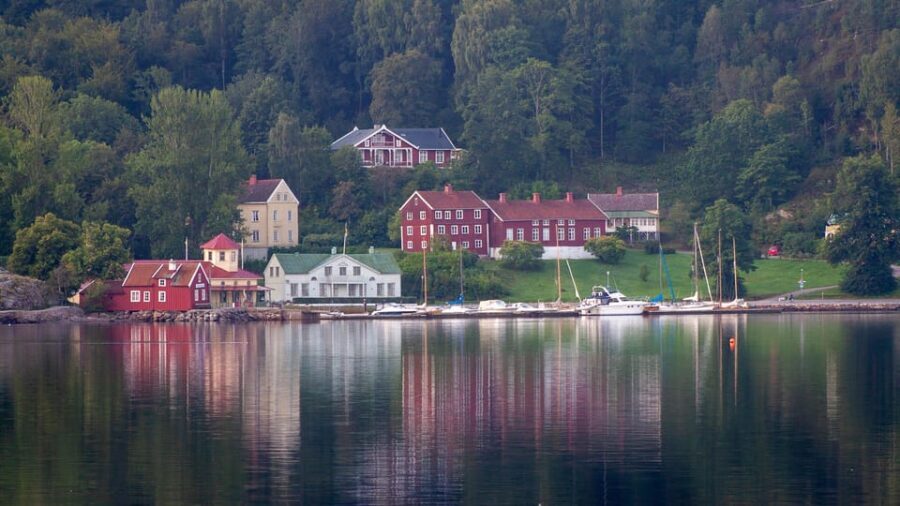 West Sweden: 5-Day Adventure Camp with Seaside Accommodation - Who Will Love This Experience?