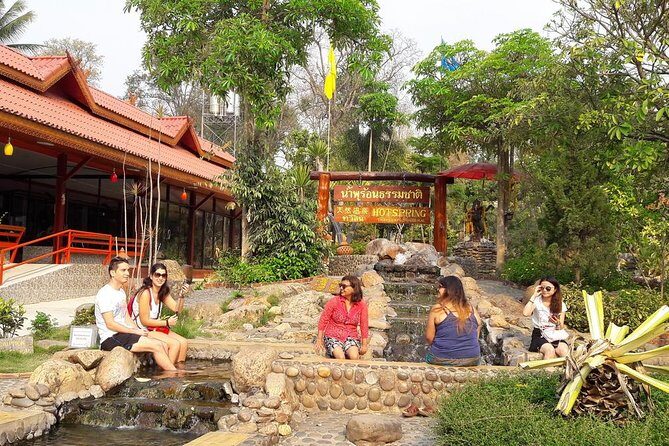 White Temple, Black House Museum and Hot Spring Tour from Chiang Mai - Wat Rong Khun: The White Temple